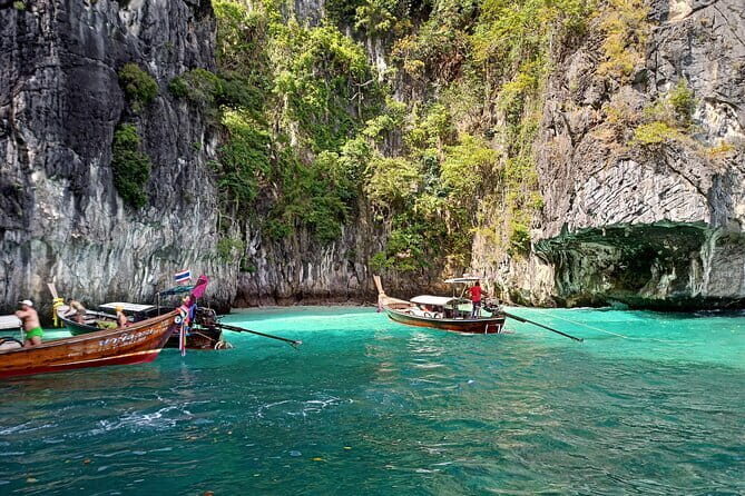 Phi Phi Islands and Maya Bay Trip by Speedboat from Phuket - Authentic Traveler Perspectives