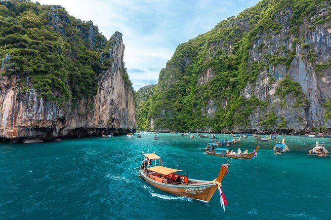 Phi Phi Islands Maya Island and Bamboo Beach Speedboat Day Tour - Key Points
