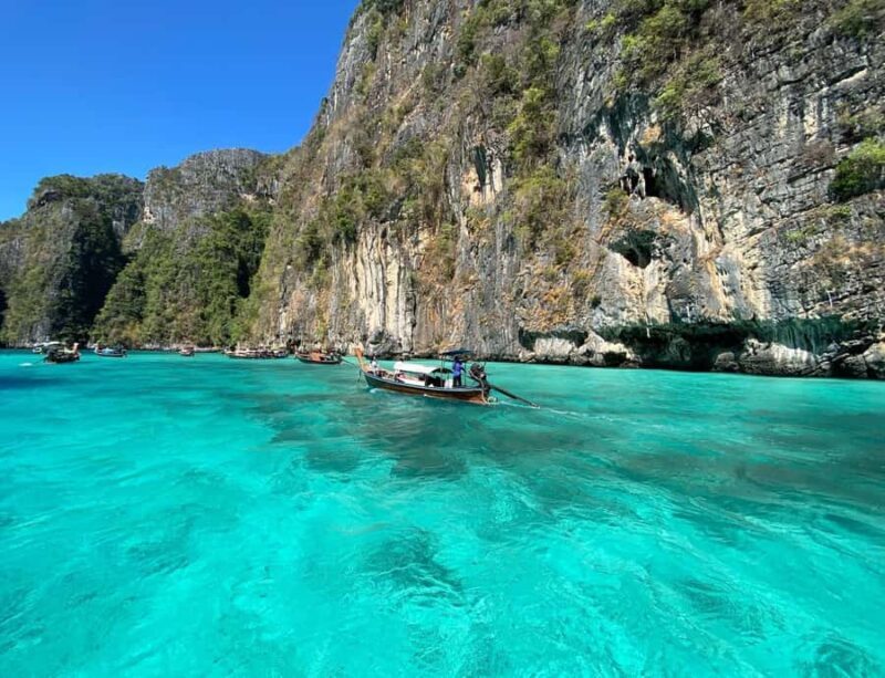 Phi Phi: Sunrise & Beat The Crowds to Maya Bay by Speedboat - Key Points