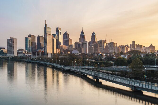 Philadelphia : Custom Walking Tour with A Guide (Private Tour) - Exploring Philadelphia with a Private Guide
