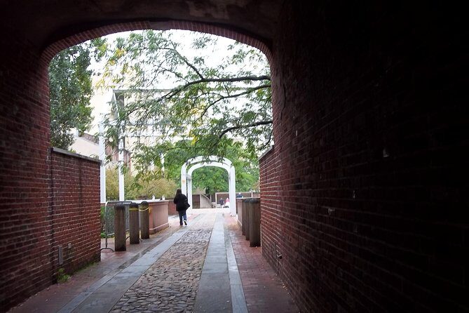 Philadelphia - Freedom: At your leisure & pace. An audiovisual walking tour. - Who Would Enjoy This Tour?