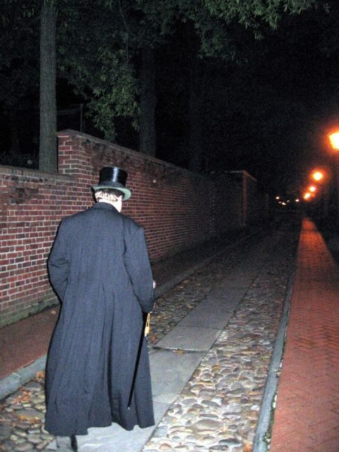 Philadelphia Ghost Tour by Candlelight - A Closer Look at What to Expect on the Candlelight Ghost Tour
