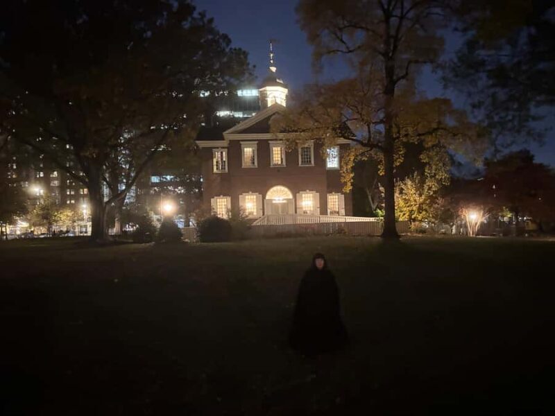 Philadelphia: Ghosts of Old City Walking Tour - The Sum Up: Is This Tour Right for You?
