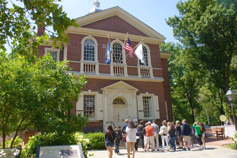 Philadelphia: History, Highlights & Revolution Walking Tour - Guide Quality and Overall Experience