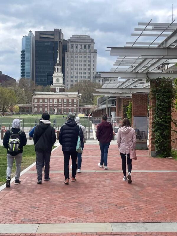 Philadelphia Old City: Arabic-Speaking Walking Tour - Key Points