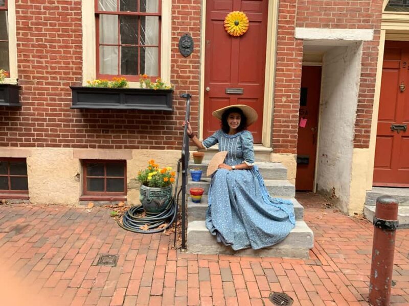 Philadelphia Old City: Arabic-Speaking Walking Tour - Starting Point: Independence Hall