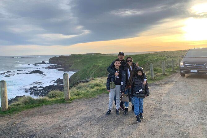 Philip Island express tour: penguin prd & wallaby spotting - Transportation & Group Size