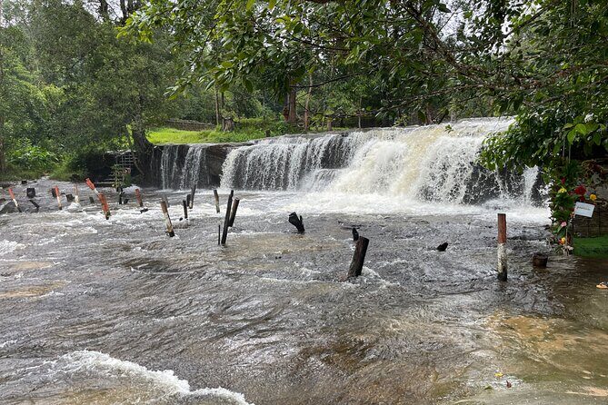 Phnom Kulen Waterfall and Banteay Srei Temple Tour from Siem Reap - FAQ
