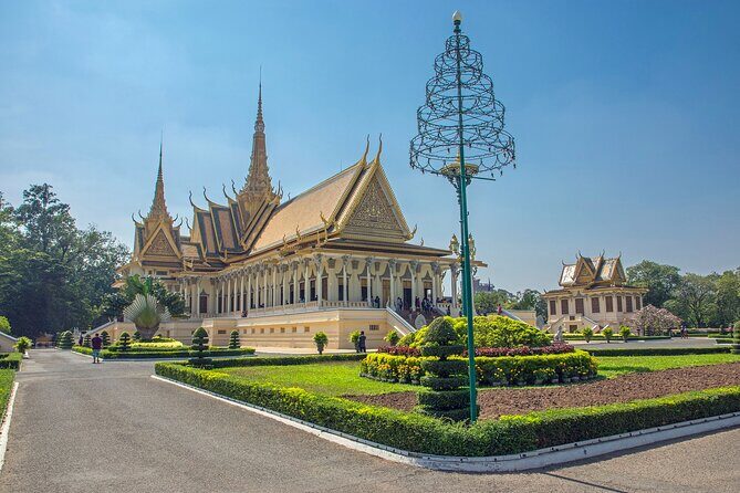 Phnom Pehn City Must See Highlight Guided Tour - Key Points