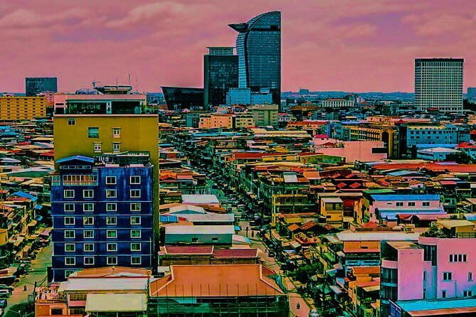 Phnom Penh 2-Day Tour - Day 1: Urban Gems and Heart-Wrenching History