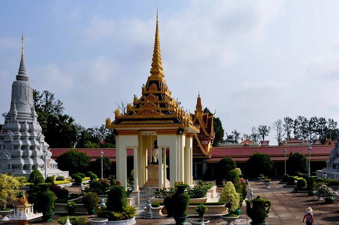 Phnom Penh and Siem Reap 5-Day Tour - Days 3 & 4: The Wonders of Angkor