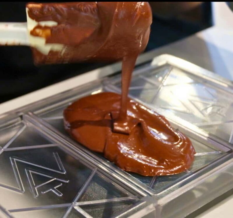 Phnom Penh: Chocolate Workshop - Make & Decorate Your Bar - Key Points