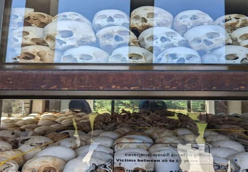 Phnom Penh: Discover Toul Sleng & Choeung Ek Genocide Museum - Key Points