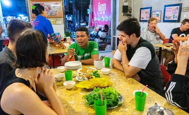 Phnom Penh: Evening Food Tour with Drinks & Tuk Tuk Included - Key Points