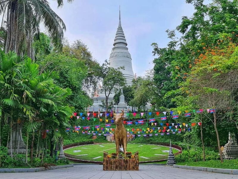 Phnom Penh: Instagram Day Tour - Market and Shopping: Central Market Experience