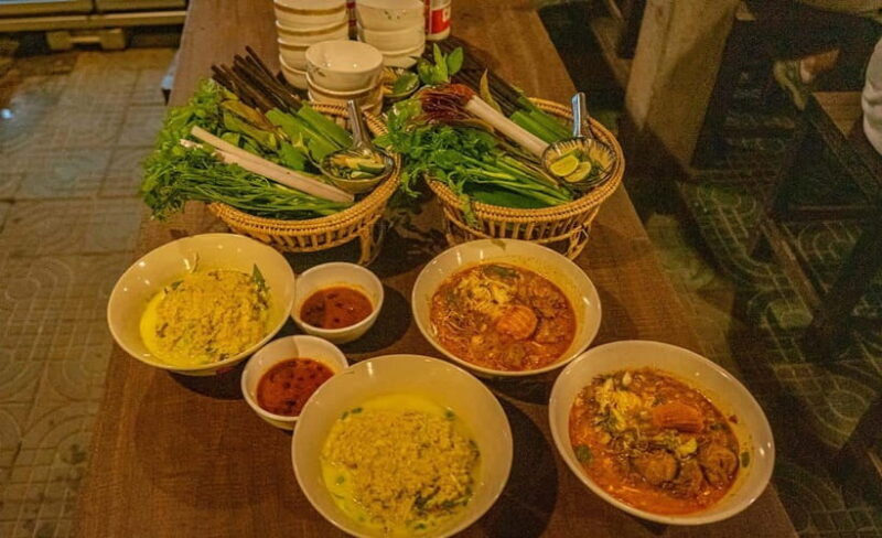Phnom Penh: Night Foodie Tour by Tuk Tuk with Drinks - Who Will Love This Tour?