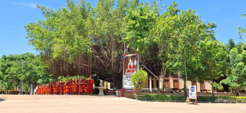 Phnom Penh: Oudong Mountain Day Trip with Lunch - Lunch and Return: Supporting Local Cuisine