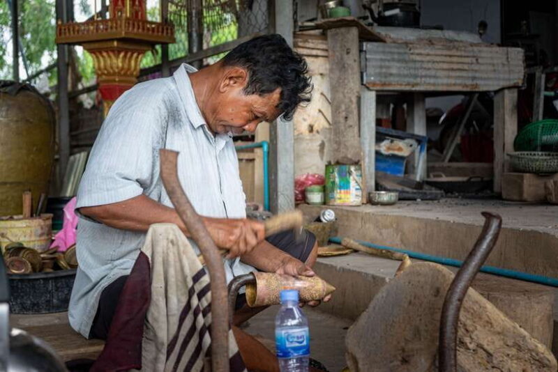 Phnom Penh: Phnom Oudong & Koh Chen Village - Lunch include - Frequently Asked Questions