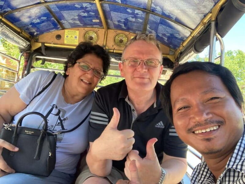Phnom Penh: Private City Tour by Tuk-Tuk with 10 Highlights - Who Should Consider This Tour?