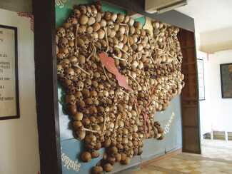 Phnom Penh Private Tour: Royal Palace, Silver Pagoda, S-21 - Who Should Consider This Tour