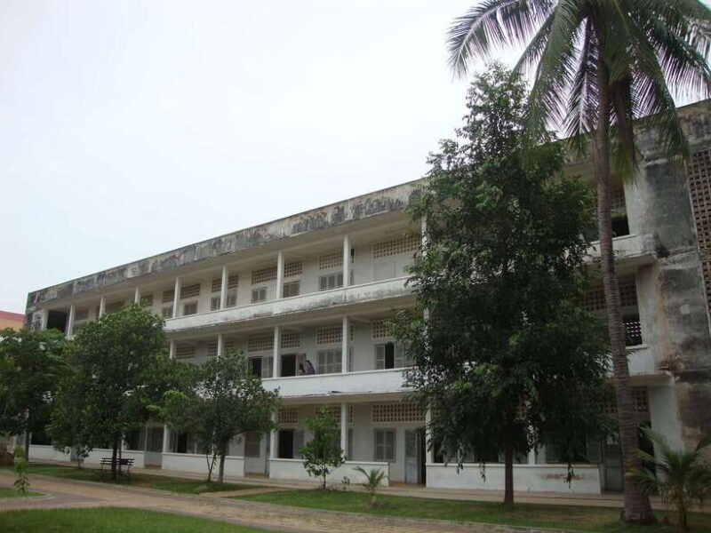 Phnom Penh: S-21 Prison and Killing Fields Half-Day Tour - Final Thoughts