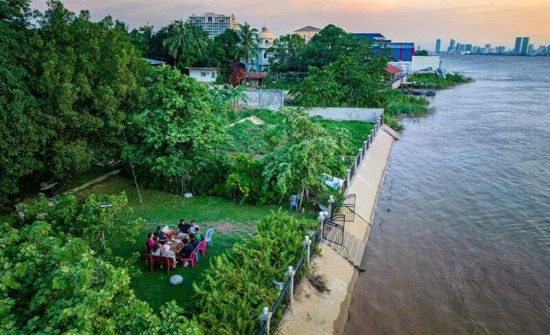 Phnom Penh: Silk Island Sunset by Tuk Tuk with food & drinks - In The Sum Up