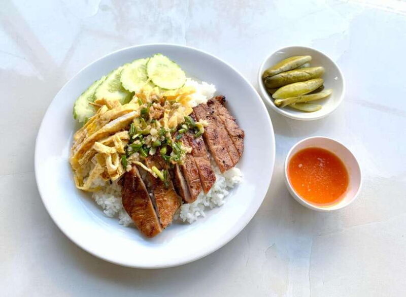 Phnom Penh: Street Art & Food Tour by Tuk-Tuk - The Practical Side: Value, Logistics, and Comfort