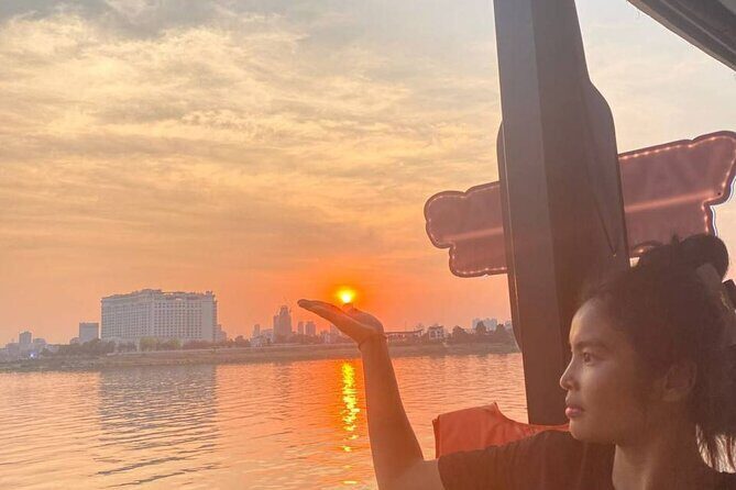 Phnom Penh: Sunset Cruise with Unlimited Beers & BBQ Buffet - The Authenticity and Authentic Experience
