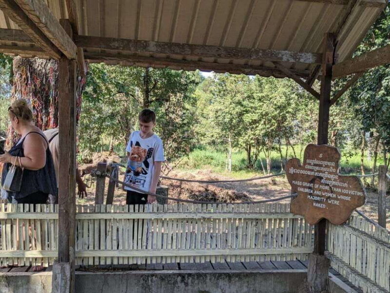 Phnom Penh: The Killing Fields & Tuol Sleng Genocide Museum - Key Points