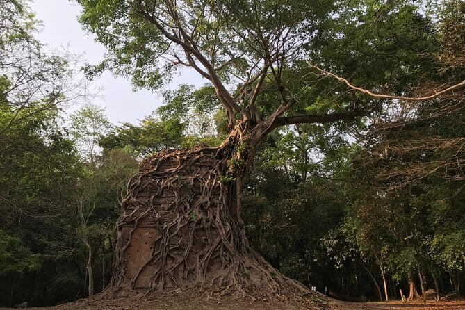 Phnom Penh to Siem Reap with Homestay at Sambor Preikuk or Vice Versa - Discovering Cambodia: A 2-Day Adventure from Phnom Penh to Siem Reap with an Authentic Homestay