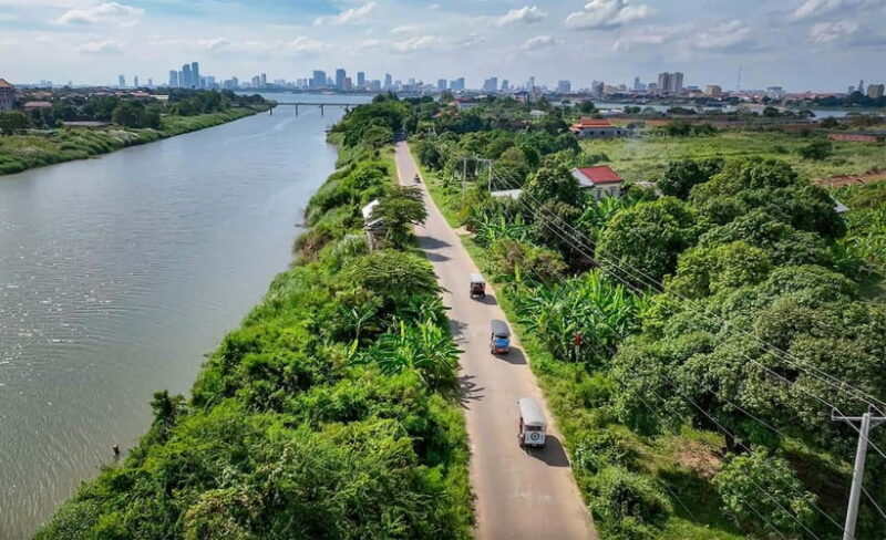 Phnom Penh to Silk Island By Tuk-Tuk with local Expert - The Sum Up: Who Should Consider This Tour