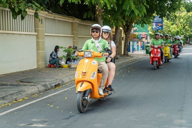 Phnom Penh Vespa City Tour and Sunset Boat with drinks - Who Will Love This Tour?