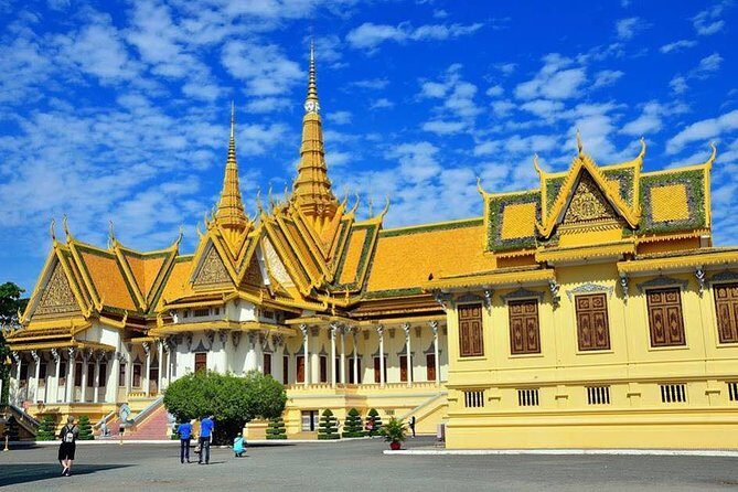 Phnom Penh Vital Discovery-Full Day Tour (Including all services) - The Experience and the Value