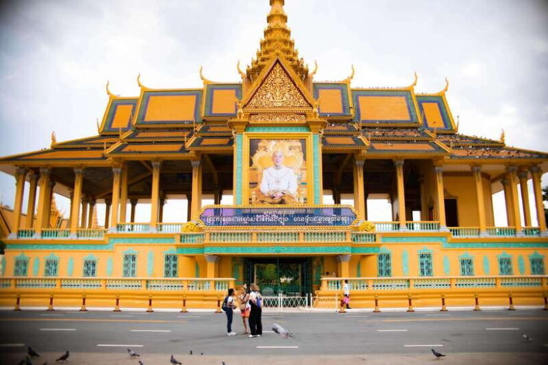 Phnom Penh: Walking Highlight City Tour - What the Reviews Say