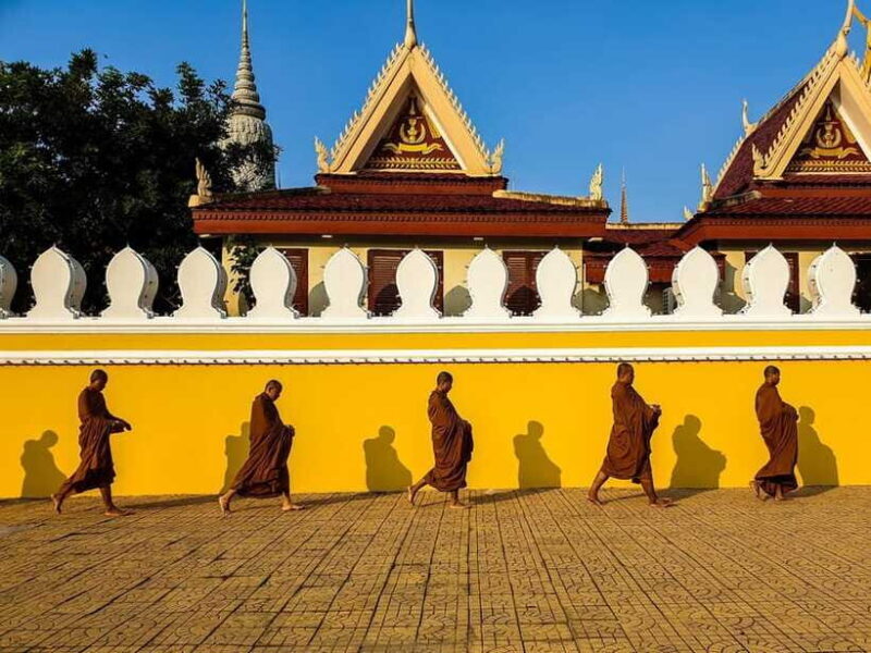 PhnomPenh: Explore Non Local Experience Life of City Tour - Who Should Consider This Tour?