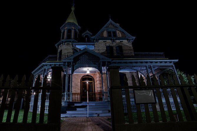 Phoenix Ghosts: Phantoms, Psychopaths, & Poltergeists Tour - An In-Depth Look at the Phoenix Ghosts Tour