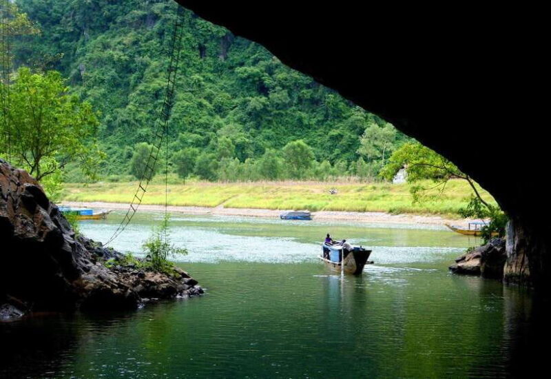 Phong Nha Cave & Paradise Cave: Guided Tour Boat & Explore - What Makes This Tour Stand Out