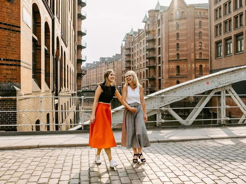 Photo shoot tour in Hamburg with professional photographer Stefanie - Who Will Love This Experience?