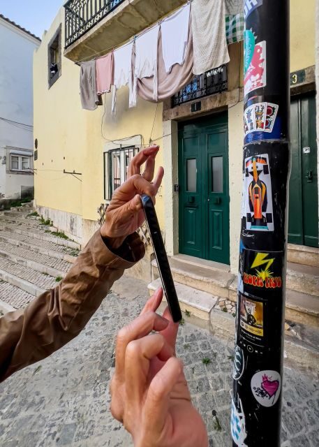 Photo Walk In Alfama, Graça and Mouraria With Gilby VM - Key Points