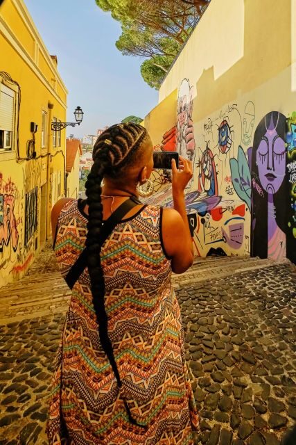 Photo Walk In Alfama, Graça and Mouraria With Gilby VM - FAQs