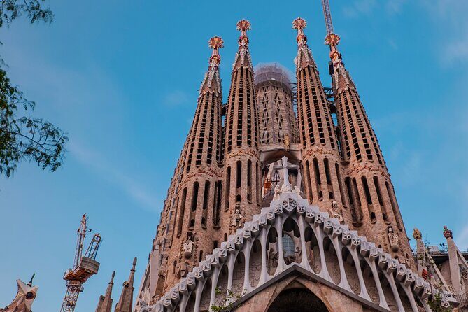 Photo Walking Tour Sagrada Familia and Gaudí in Barcelona - Who Will Love This Tour?