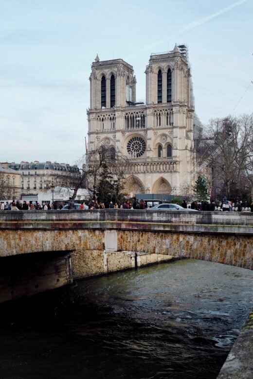 Photo Workshop in Paris sightseeing Notre Dame and Louvre - Authentic Review Snippets