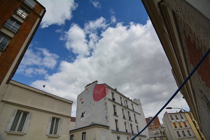 Photograph with a pro Paris off the beaten path! - Practical Details and Value