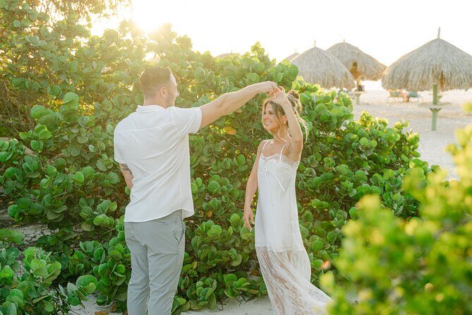 Photographer-Capture Memories in Aruba-Candid Photography Session - Who Will Love This Experience?