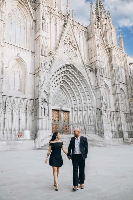 Photographer in Barcelona - Who Benefits Most from This Tour?