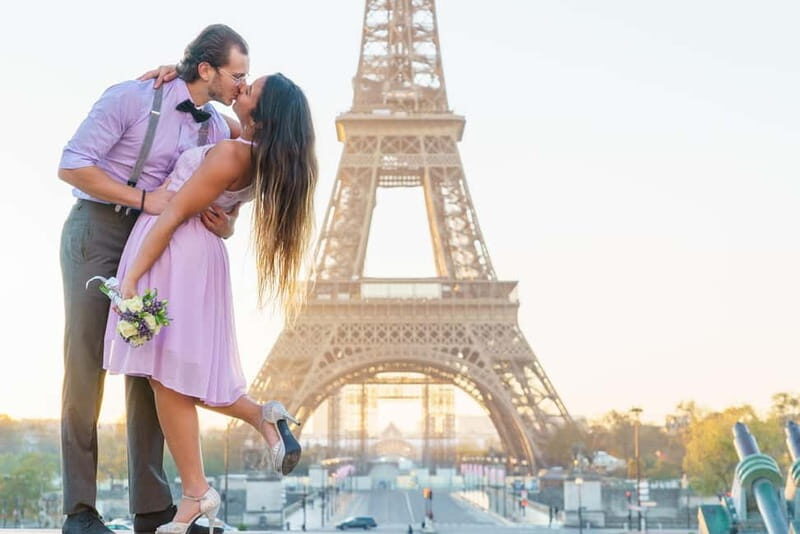 Photographer in Paris: Eiffel Tower and the most beautiful spots for a photo shoot - A Deeper Look at the Experience