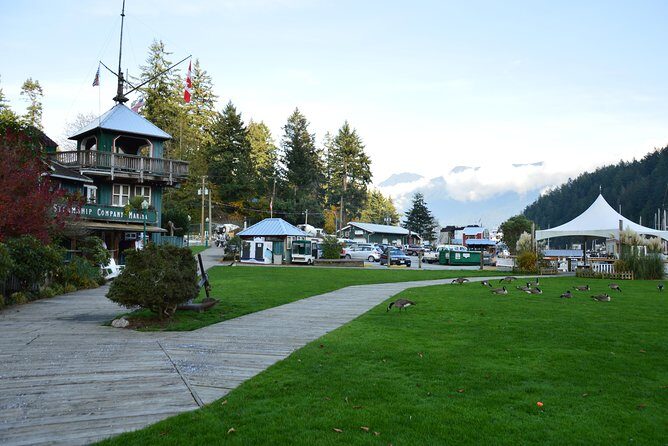 Photography, Hiking & Ferry to Bowen Island - Who Will Enjoy This Tour?
