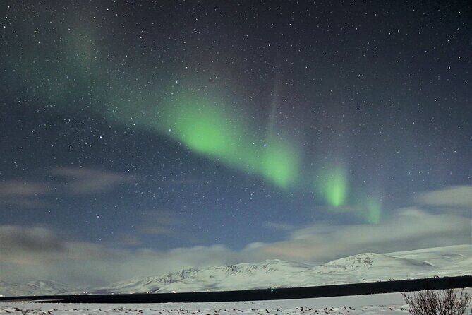Photography tour - Northern light Hunting from Akureyri - The Transportation and Group Dynamics