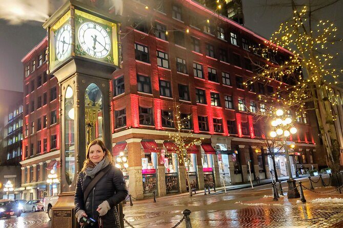 Photography & Walk at Night - A Practical Look at the Vancouver Night Photography Tour