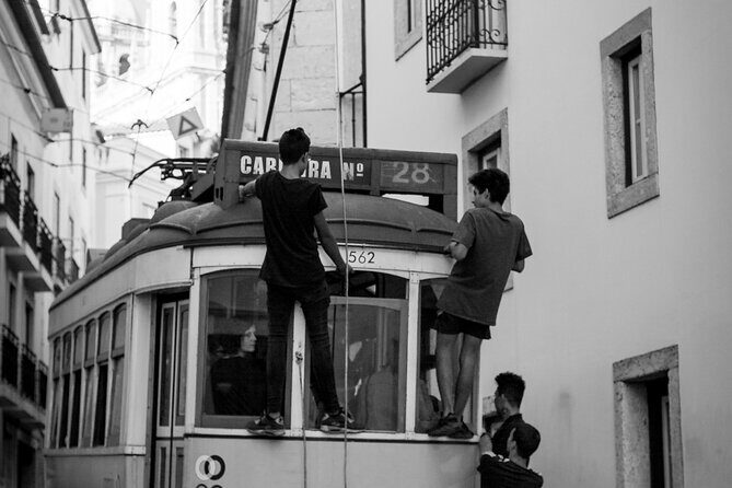 Photography Workshop-Tour in Alfama - Lisbon - The Itinerary: A Closer Look at Each Stop